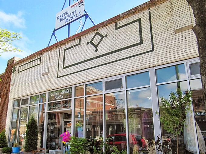 Green Element's sign promises eco-friendly shopping adventures. Where sustainability meets style in a bright, airy treasure trove.