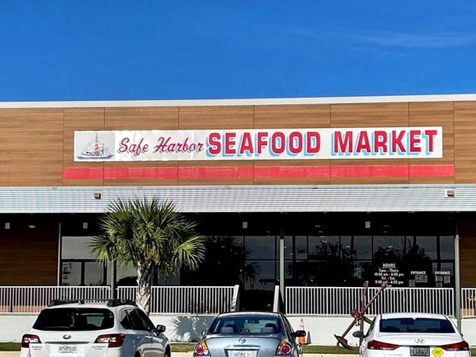 When your seafood market doubles as a restaurant, freshness isn't a question – it's guaranteed.