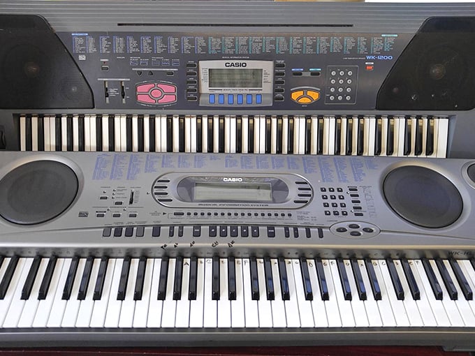 Keys to another dimension! These Casio keyboards might have accompanied someone's musical journey—perhaps the next one could be yours.