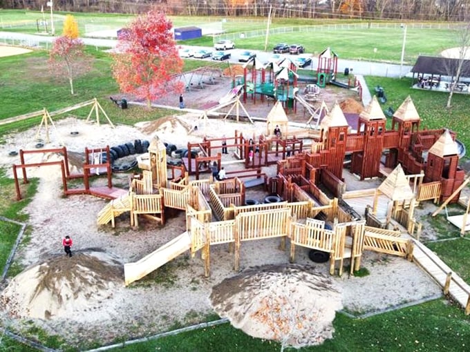 Mingo Park's wooden castle playground proves that in the age of iPads, kids still dream of conquering fortresses and ruling imaginary kingdoms.