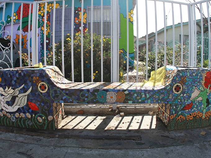 Not just a bench but an underwater fantasy—this mosaic seating area transforms waiting into an oceanic daydream.