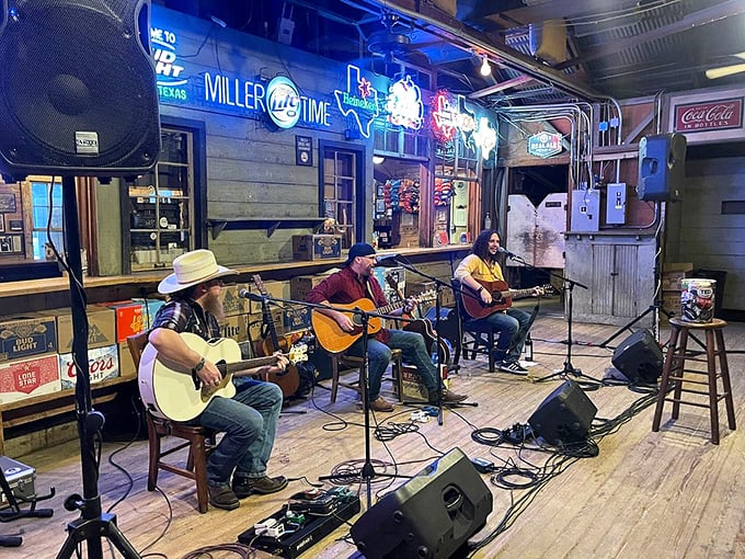 Three musicians, three guitars, and three lifetimes of stories—this is Texas music in its purest form, no fancy production required.