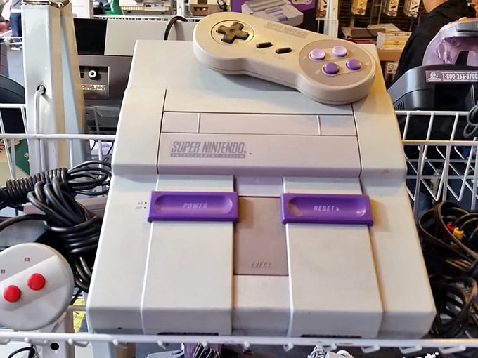 Gaming gold! A pristine Super Nintendo—the machine that taught an entire generation the meaning of "just one more level."