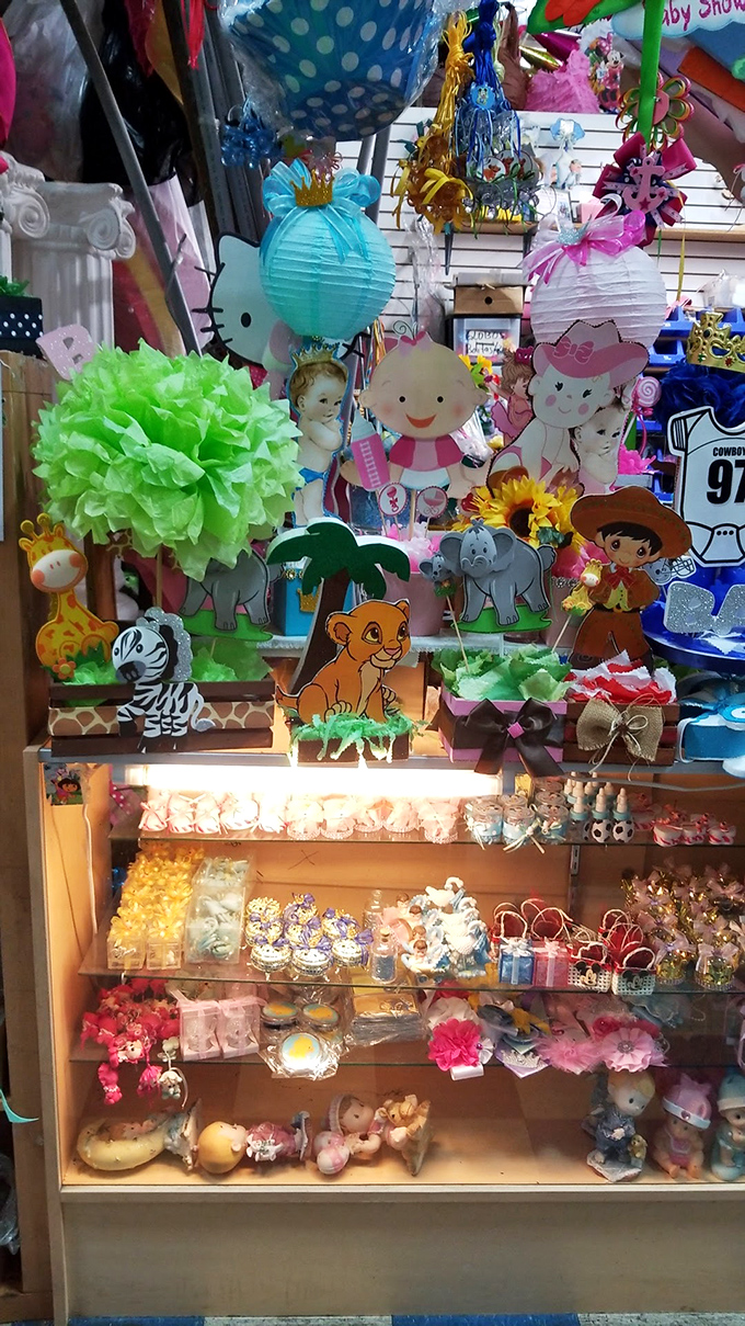 A party planner's dream come true. From cartoon cutouts to festive decorations, this booth has everything except the cake—you'll need to handle that yourself.