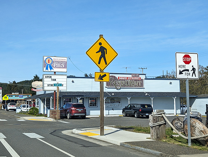 Don's Main Street Restaurant's blue exterior stands out in Reedsport like a freshly painted fishing boat.
