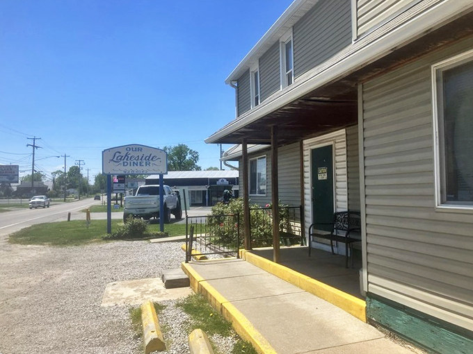 Our Lakeside Diner (Buckeye Lake): Lakeside views and down-home cooking – this modest building houses breakfast magic that boaters and locals can't resist.