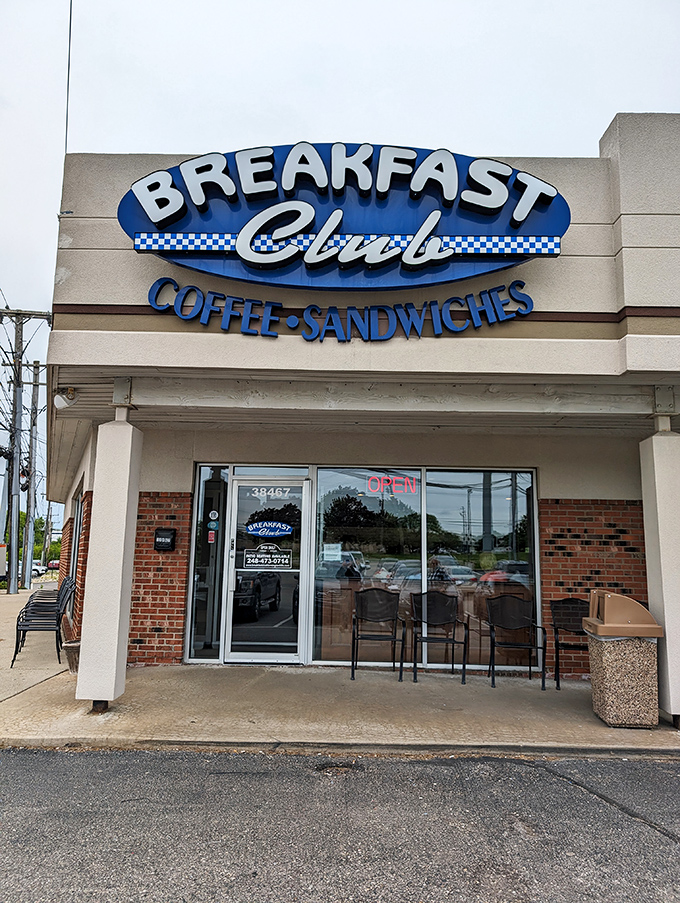 That simple storefront hides a breakfast wonderland where coffee flows freely and eggs are always perfect.