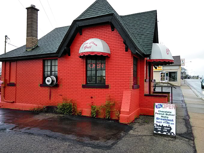 That classic awning and bright red exterior make Choo Choo Grill impossible to miss. Like a burger lighthouse guiding the hungry home.