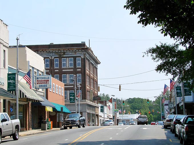 Eden's historic downtown buildings stand tall with dignified charm. That drugstore probably still makes a mean milkshake!