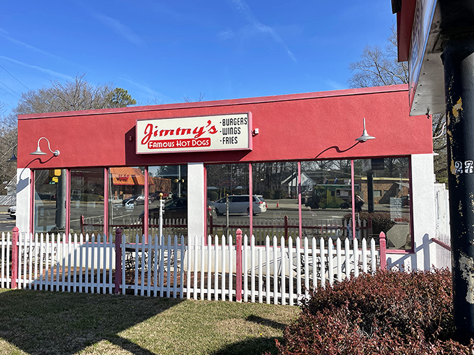That white picket fence isn't just charming – it's containing the explosion of flavor that Jimmy's has been serving up for generations.