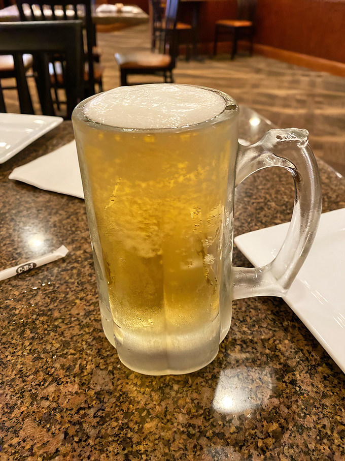 Even a simple beer becomes an event at 3G's—the perfect frosty companion to cut through the richness of deli classics.