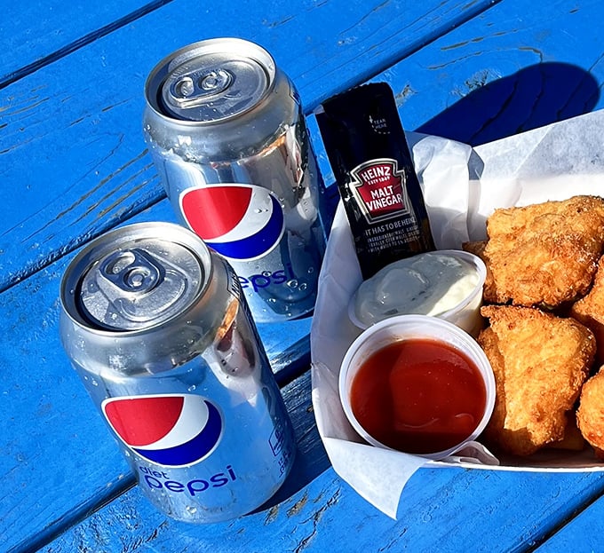 Even the drinks keep it simple – because when the fish is this good, who needs fancy beverages?