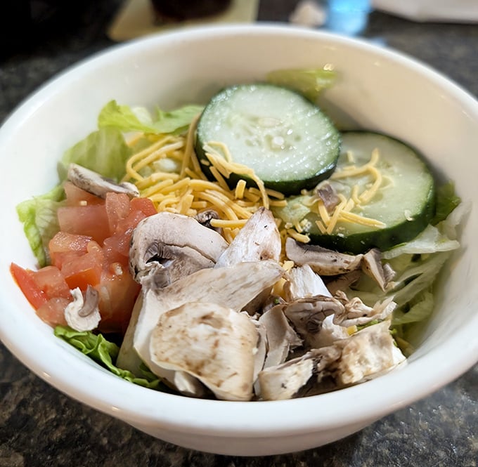 Even the salads at Sauced Hogs refuse to be boring. Fresh ingredients cradle tender chicken—proof that "eating light" doesn't mean sacrificing flavor.