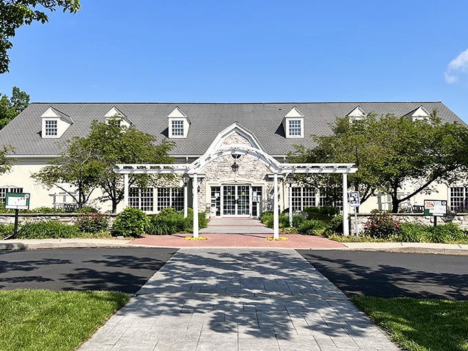 Not just a pretty facade – this elegant building houses community gatherings and events where locals share their passion for food, history, and culture.