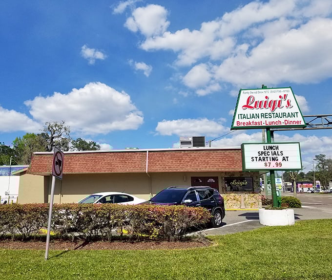 Luigi's serves up Italian comfort in Brooksville style—where the parking lot's always full and the garlic bread never disappoints.