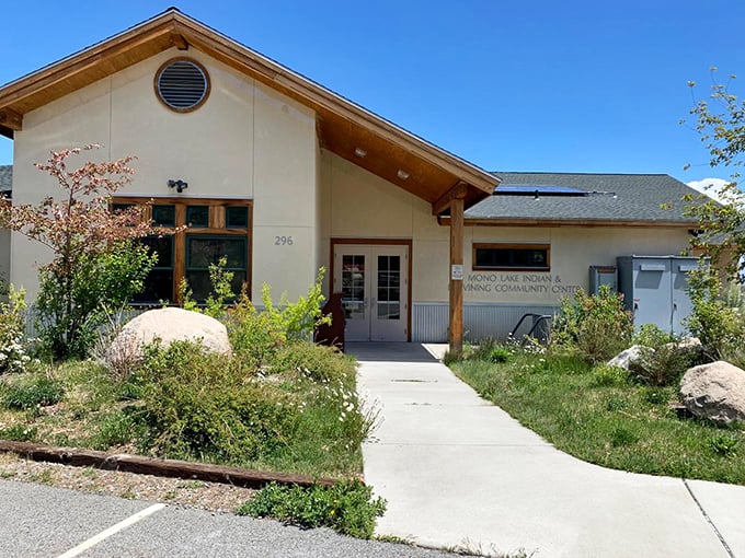 The Mono Lake Indian & Vining Community Center blends modern architecture with native landscaping – cultural connection with a view.