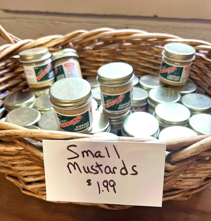 The mustard basket – because what's a great pretzel without its perfect tangy partner? These little jars hold big flavor.