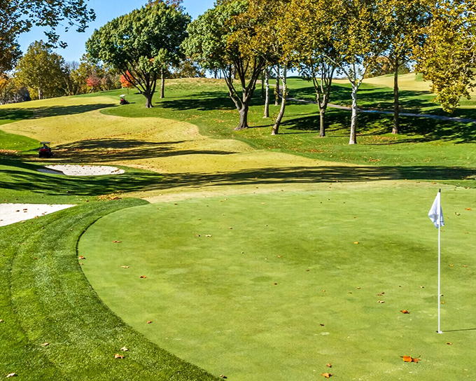 Golf in Parkville isn't just a game – it's a scenic escape where every hole comes with a side of gorgeous rolling Missouri landscape.