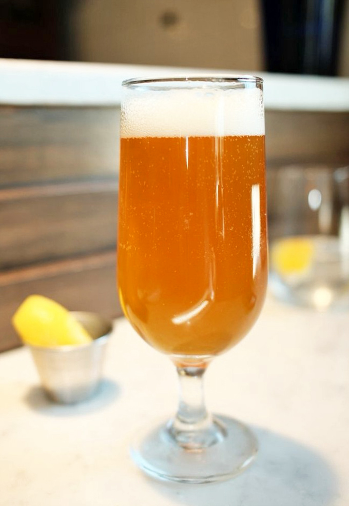 Cold beer and fresh seafood – a partnership as classic as Bogart and Bacall.