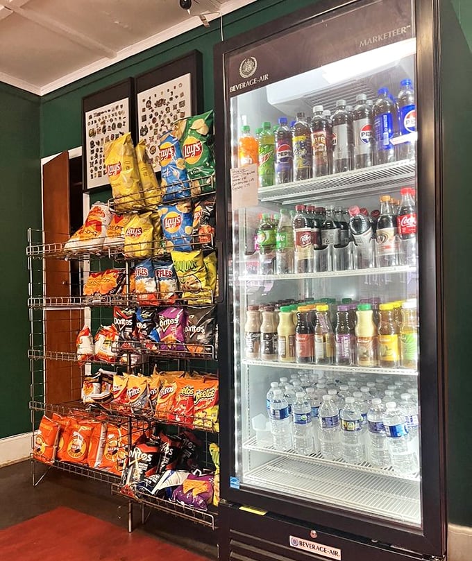 The snack rack and beverage cooler—the supporting cast to your sandwich adventure. Every great meal deserves the perfect sidekick.