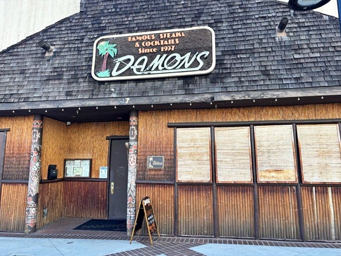 Damon's tiki-inspired facade transports you to another era. This Polynesian paradise has been serving perfect steaks with tropical flair since FDR was president.