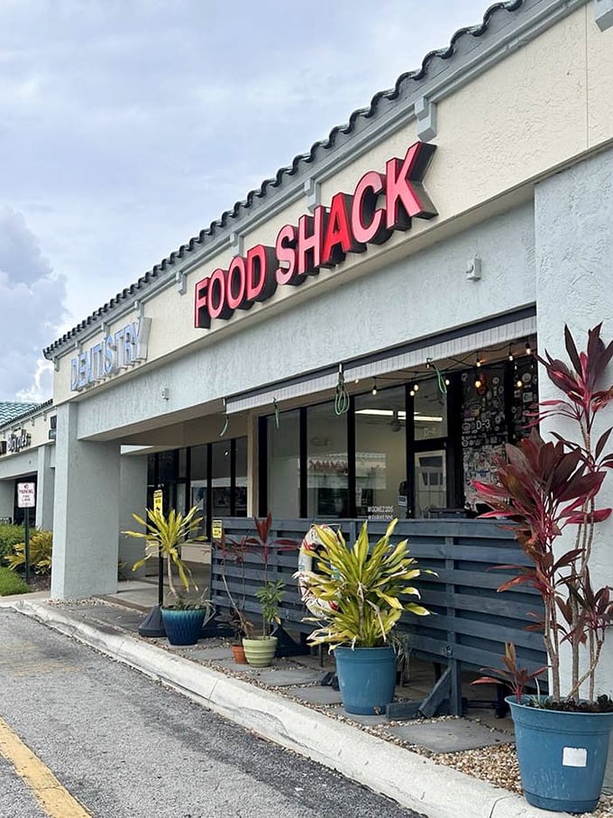 Strip mall location, five-star flavors – Little Moir's proves location isn't everything when the fish is this fresh.