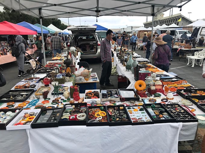 Long Beach brings the antique game strong – serious collectors and casual browsers find common ground here.