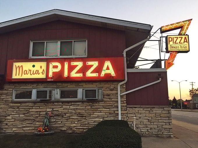 Maria's vintage sign has guided pizza pilgrims through Milwaukee for generations – a neon north star of deliciousness.