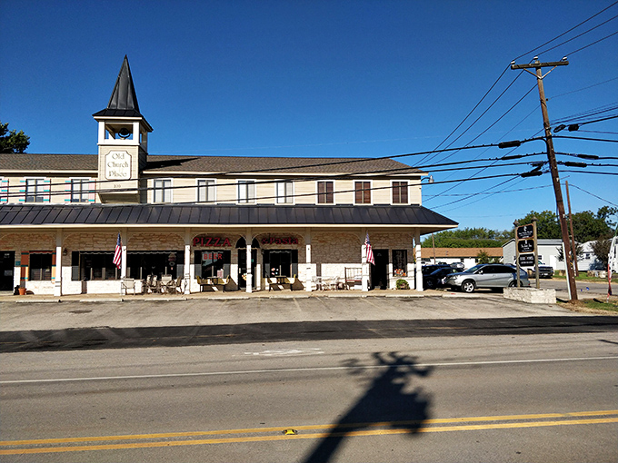 Salado's steepled charm says, "Come for the pizza, stay for the history." Norman Rockwell would've loved this view!
