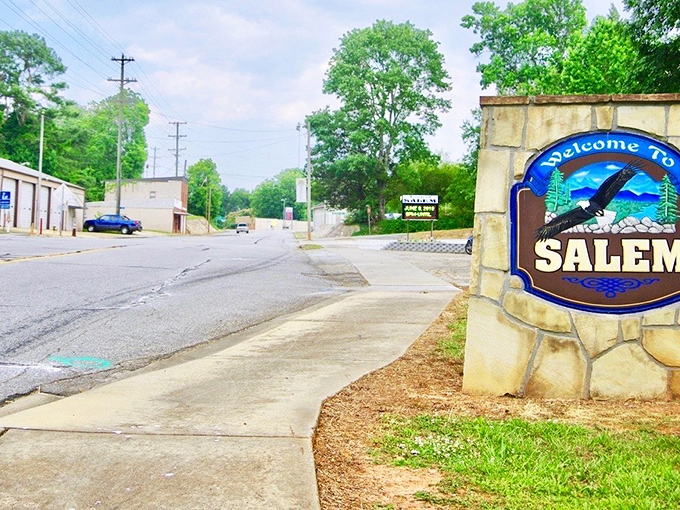 Salem welcomes visitors with small-town pride and an eagle that says, "Yes, you've found somewhere special."