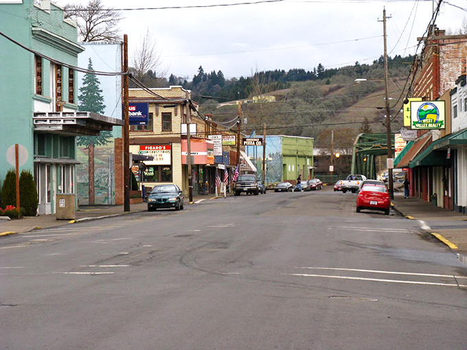 Sheridan's quaint main street looks like it belongs in a Norman Rockwell painting—one titled "Affordable Oregon Living."