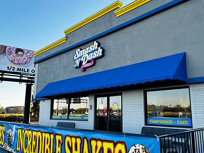 Smash N' Dash's bright blue awnings and bold signage make big promises their burgers absolutely deliver on.