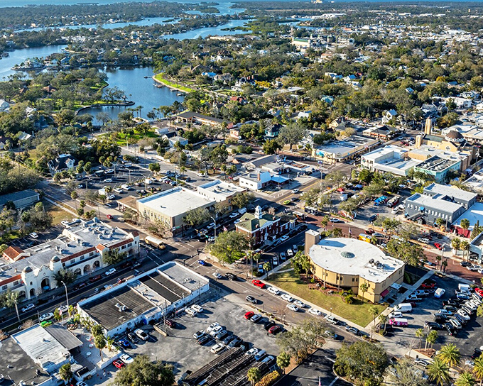 Tarpon Springs' historic buildings wear the patina of time beautifully, their brick facades telling stories of yesteryear.