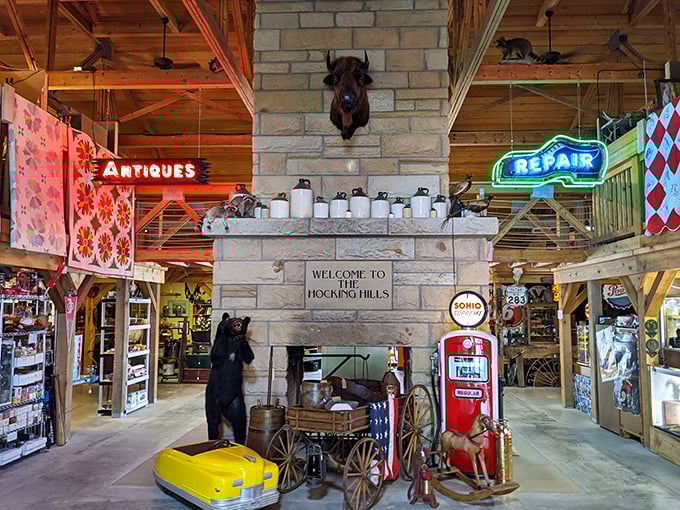 History lives on wooden shelves! Hocking Hills' interior displays tell the story of Ohio through carefully preserved artifacts.