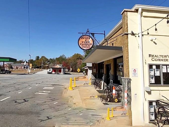 Salem's simple storefronts hide extraordinary people – the kind who wave at every passing car, even the unfamiliar ones.
