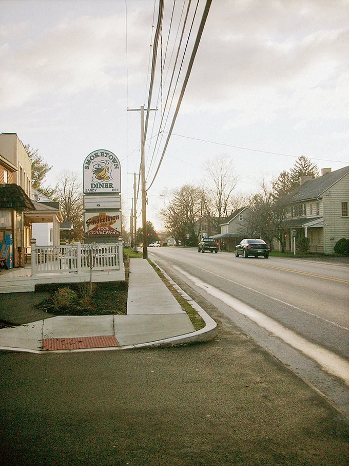 Comfort food alert! Smoketown Diner's sign promises the kind of meals grandma would approve—calories worth every bite.