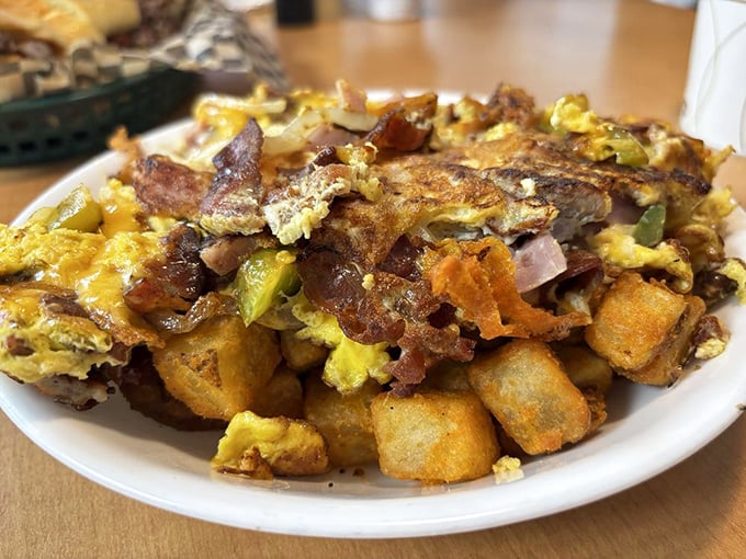 Breakfast that means business. This hearty bowl of morning goodness has enough protein and flavor to fuel a hike through the entire Pocono range.
