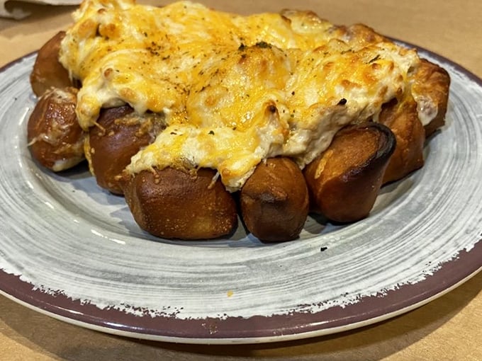 Pretzel bites swimming in crab dip – when Maryland comfort food decides to show off a little.