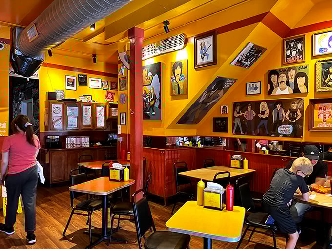 Cozy dining spaces where strangers become friends over shared appreciation for exceptional comfort food.