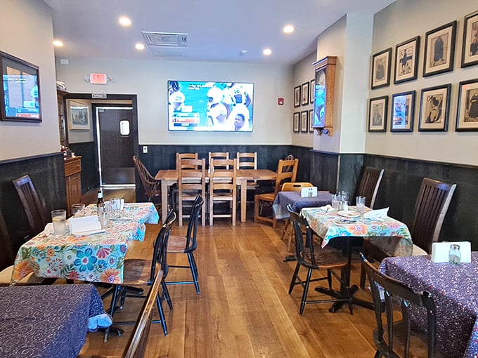 The dining room – where strangers become friends over shared sandwich appreciation. These tables have witnessed countless "you've got to try this" moments.