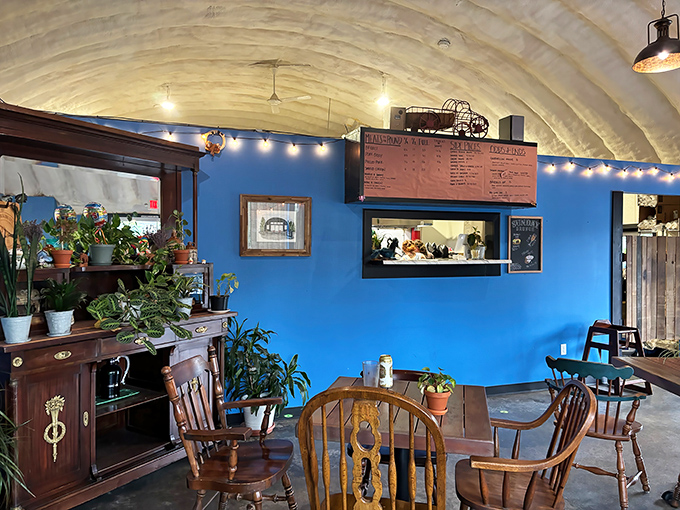 Plants thrive in the dining room—a good sign the oxygen is plentiful enough to support both photosynthesis and your post-barbecue food coma.