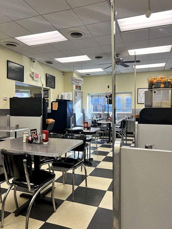 Every great diner has a rhythm, and Kelly O's pulses with it—from the swivel of counter stools to the clatter of plates.