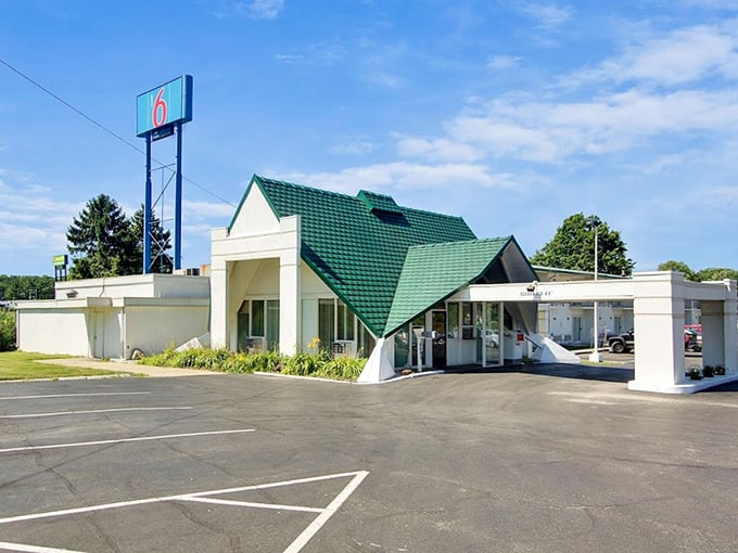 The Motel 6 stands ready for visiting family members – close enough for quality time, far enough for everyone's sanity to remain intact.
