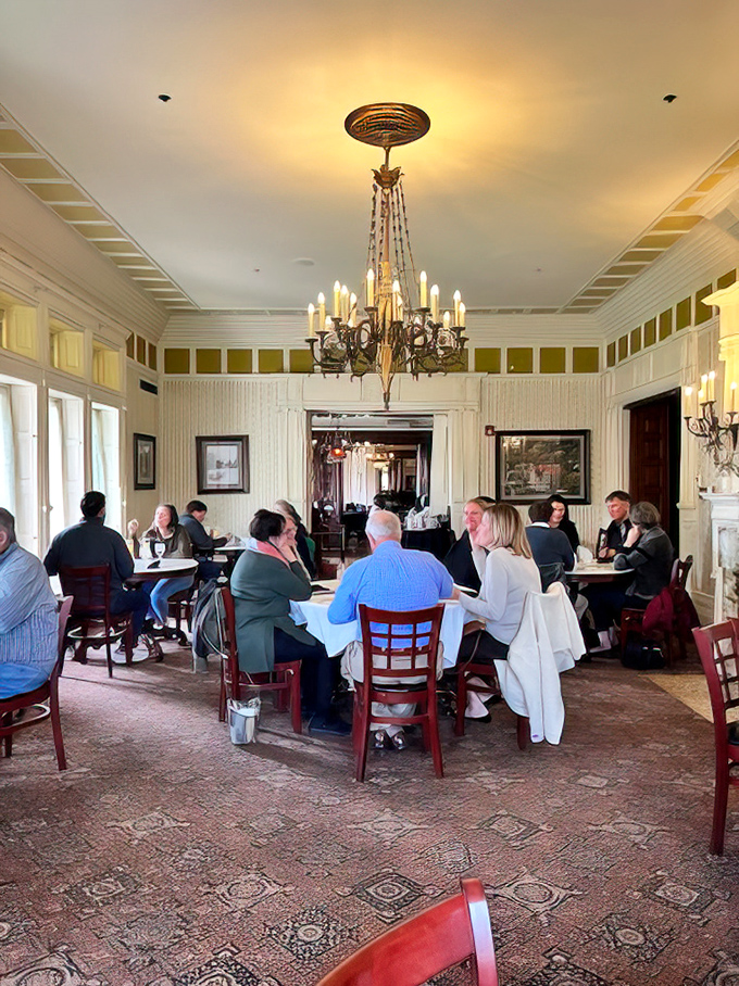 Fellow diners engaged in that universal ritual of good eating – the momentary silence of appreciation followed by animated conversation.