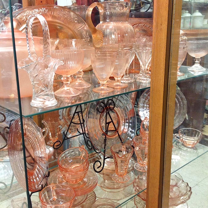 Depression glass in delicate pink hues—these weren't just dishes, they were morale boosters during America's toughest economic chapter.