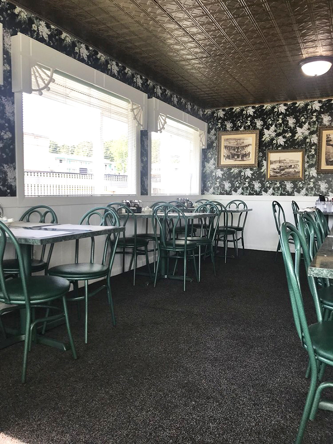 The floral wallpaper and green chairs section offers a different vibe—like dining in your stylish grandmother's parlor, if grandma made killer pancakes.