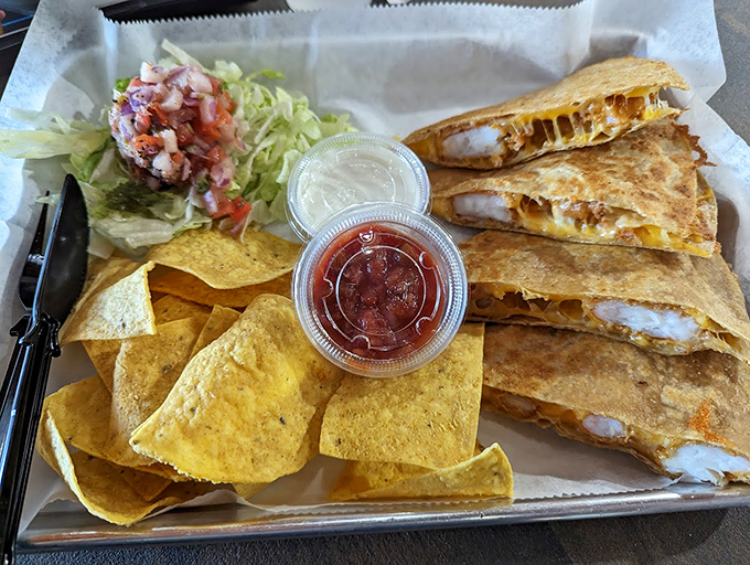 Even the quesadilla gets the seafood treatment here – because why should tortillas have all the fun alone?