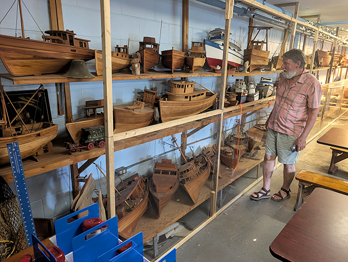 A museum of miniature vessels that would make any maritime enthusiast swoon. Each tiny boat tells a story of Jacksonville's seafaring heritage.