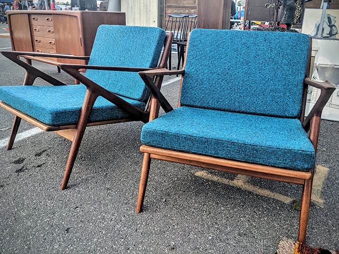 Mid-century chairs in that perfect shade of turquoise that designers charge a fortune to replicate. The real deal awaits your living room.