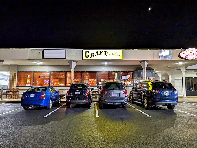 Craft Burger Bar's bright yellow sign cuts through shopping center anonymity. Like finding a gold nugget in an ordinary stream.
